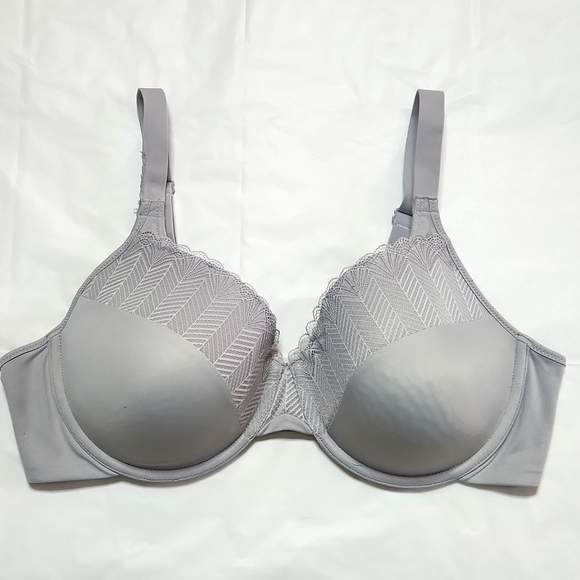 Bali | Intimates & Sleepwear | Bali Lightly Lined Bra | Poshmark